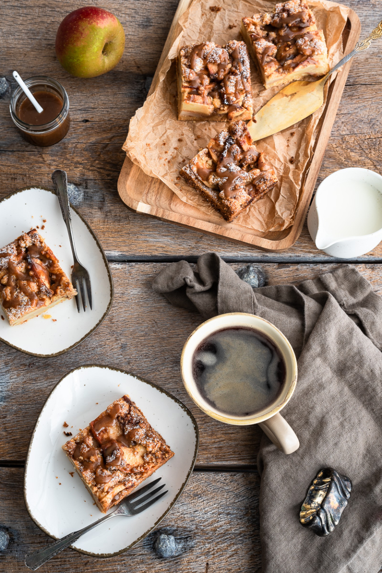 Boskop Apfelkuchen-Riegel mit Salted-Karamel - Salzig, Süß und Lecker